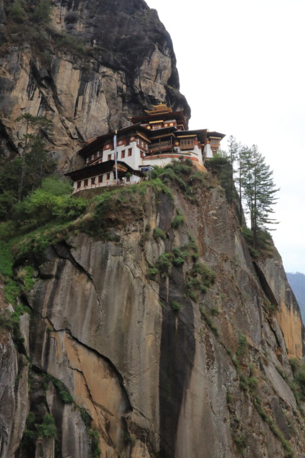 The Ultimate Guide to Hike Taktsang (Tiger's Nest) Monastery in Paro ...