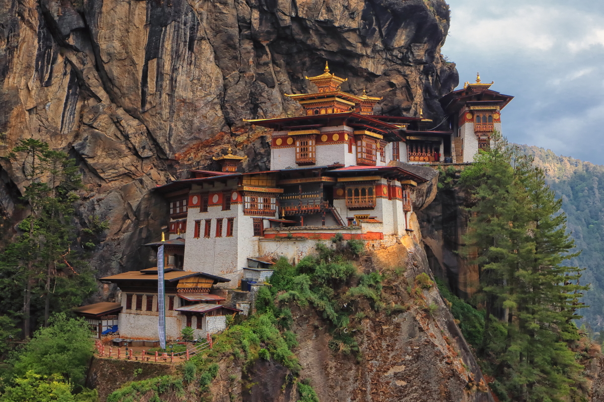 The Ultimate Guide to Hike Taktsang (Tiger's Nest) Monastery in Paro ...